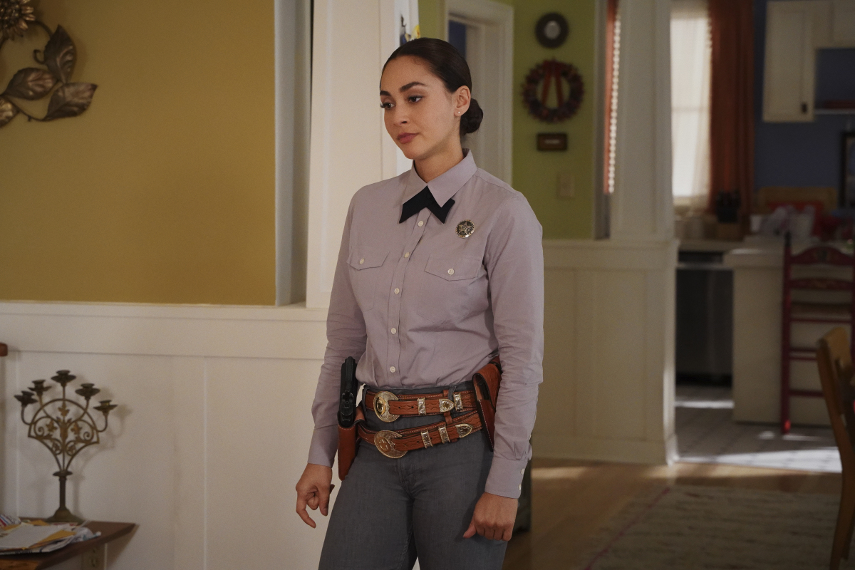 ‘Walker’ Star Linsey Morgan On Her Texas Ranger Role : TVMusic Network